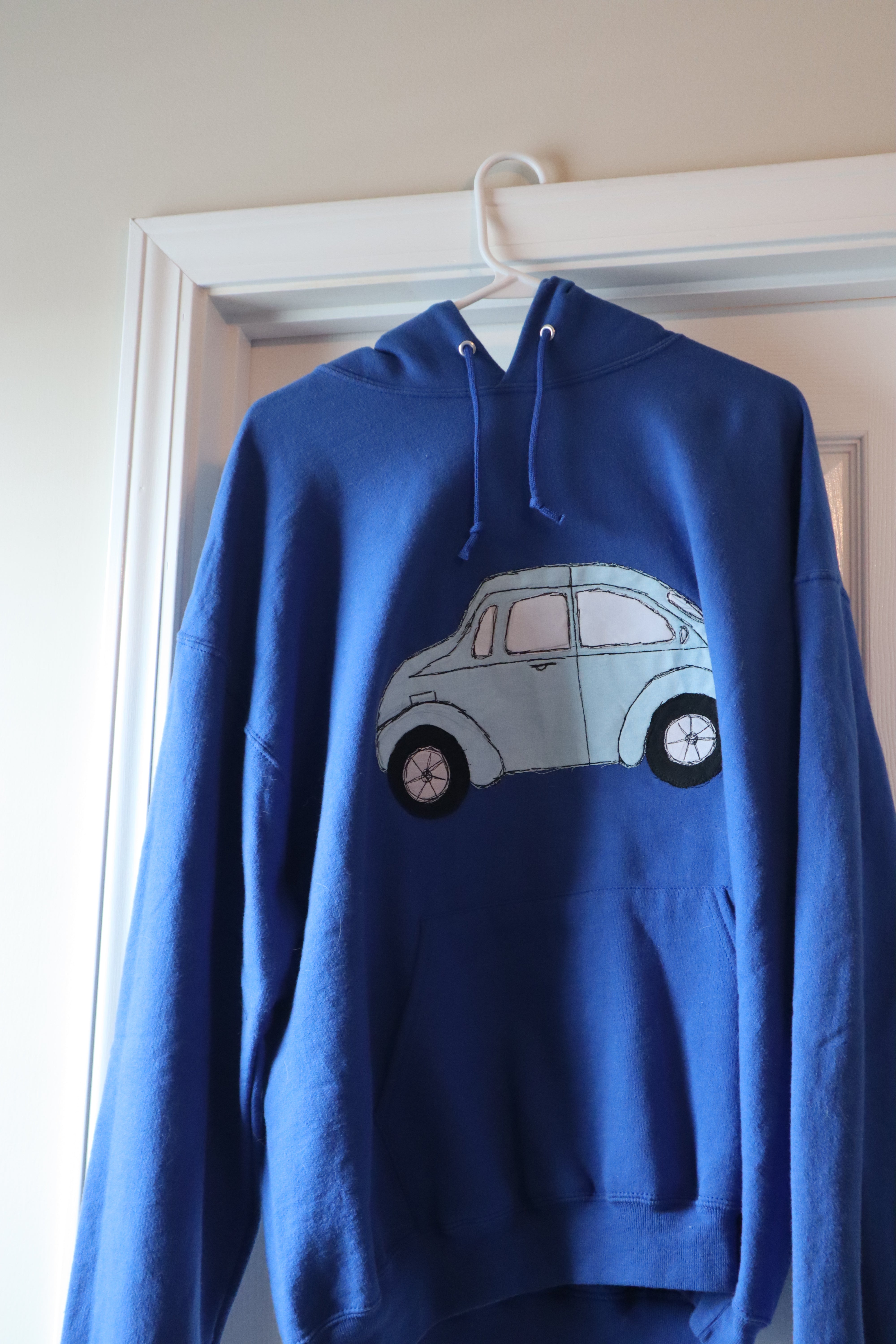 blue car – twelve:nine